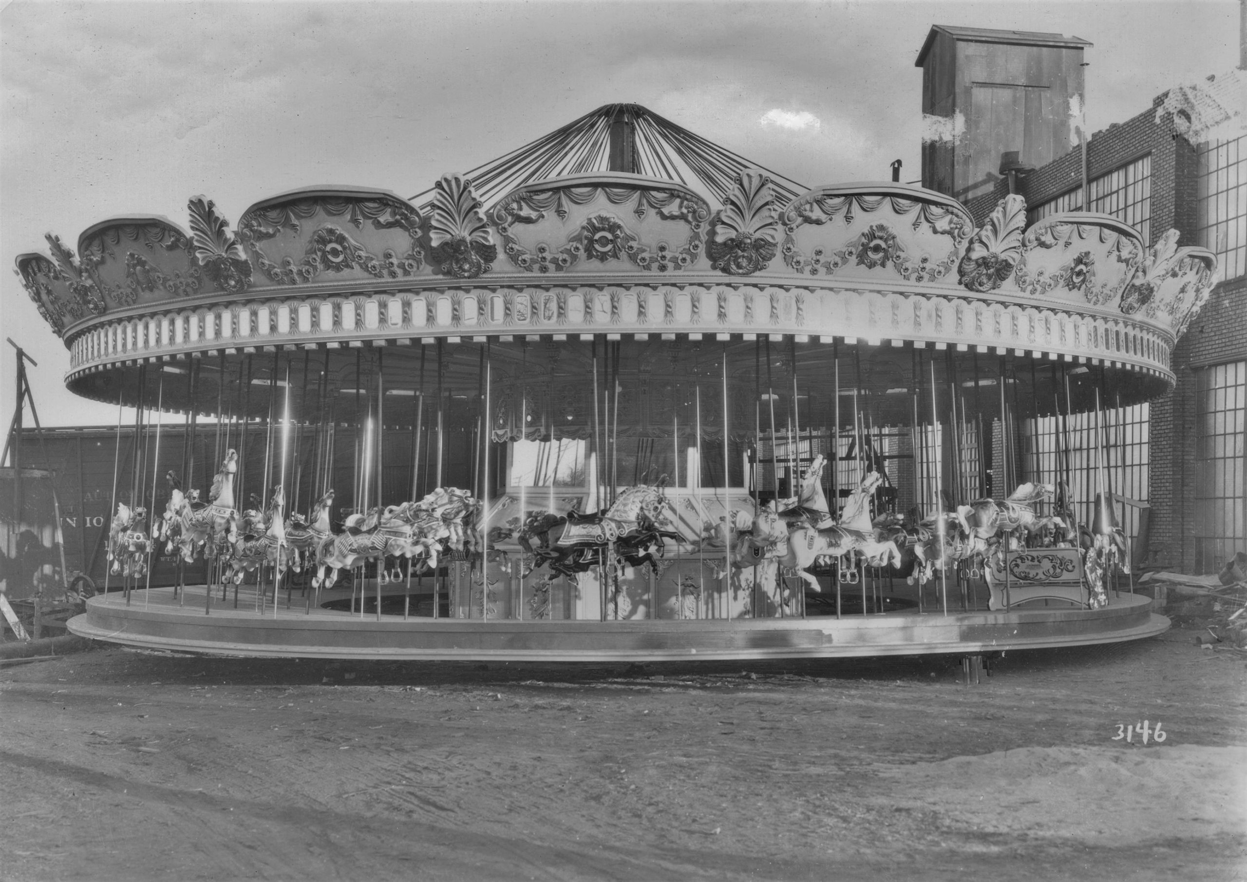 Historic Oregon carousel made merry once more - Oregon Cultural ...